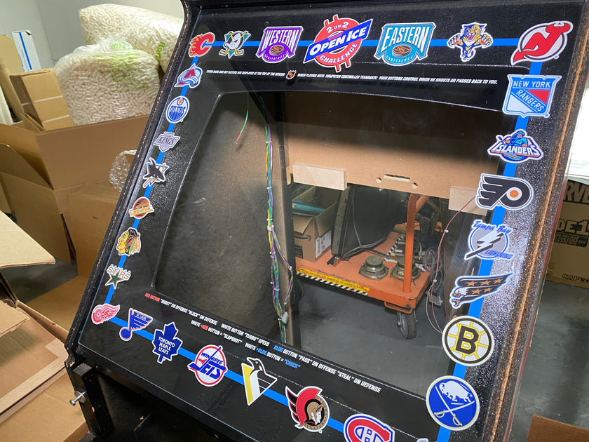 Open Ice bezel with teams – Szabo's Arcades